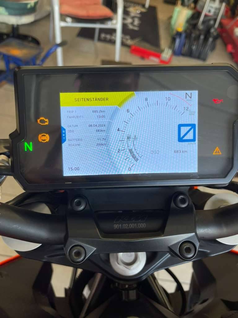 KTM Duke Naked Bike - willhaben