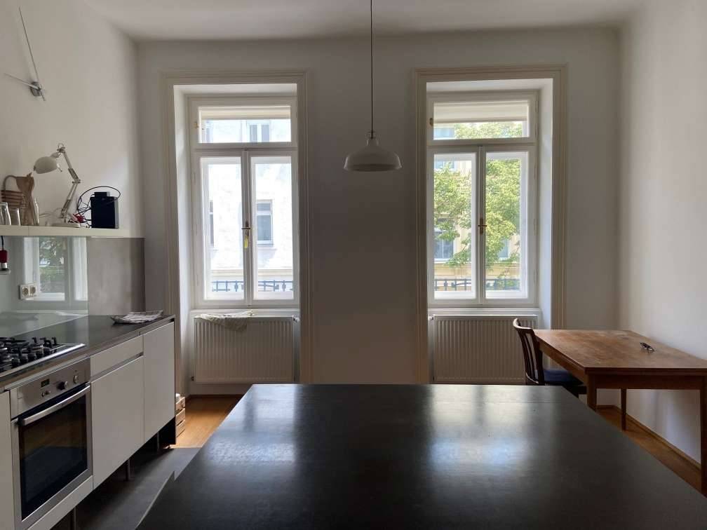 Wunderschöne, sonnige 3-Zimmer Altbauwohnung in der Nähe von Schönbrunn ...