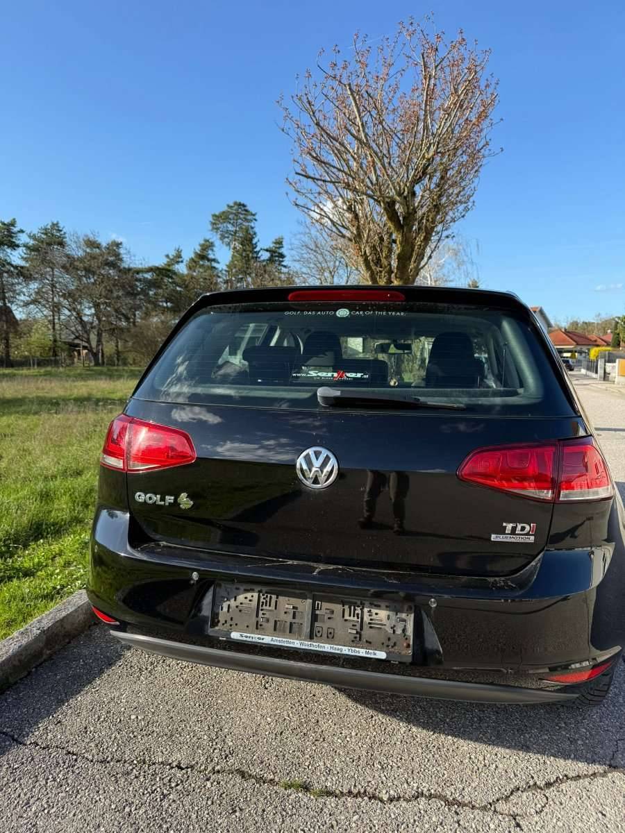 VW Golf 7 Rabbit 1,6 TDI Klein-/ Kompaktwagen, 2014, 196.000 km, € 5. ...
