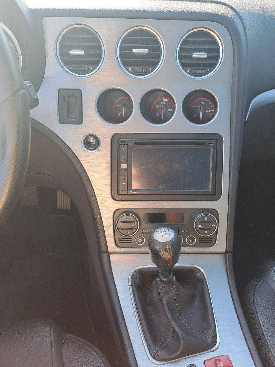 Alfa Romeo 159 1.9 Jtdm ti Kombi / Family Van, 2009, 240.000 km, € 2. ...