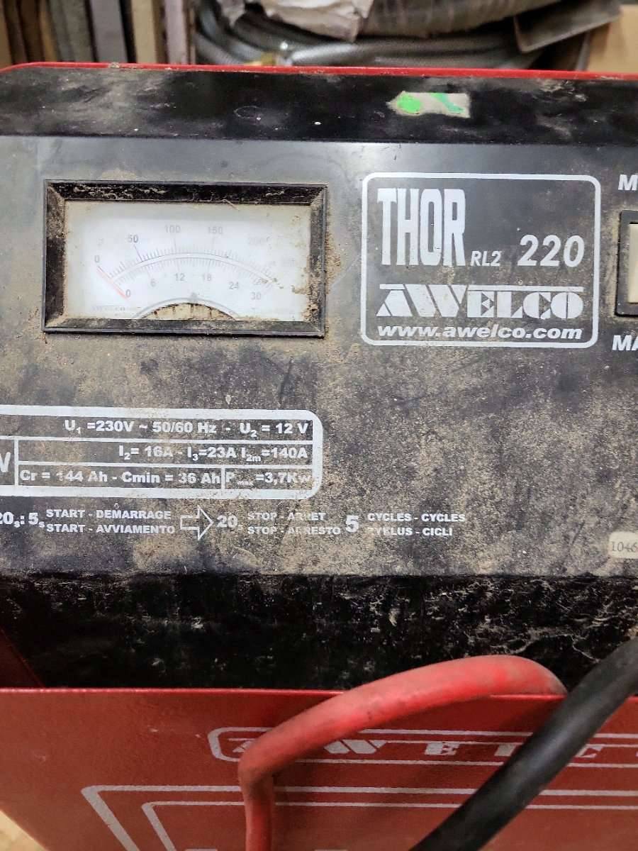 Ladegerät Thor Defekt, € 45,- (3811 Breitenfeld) - willhaben