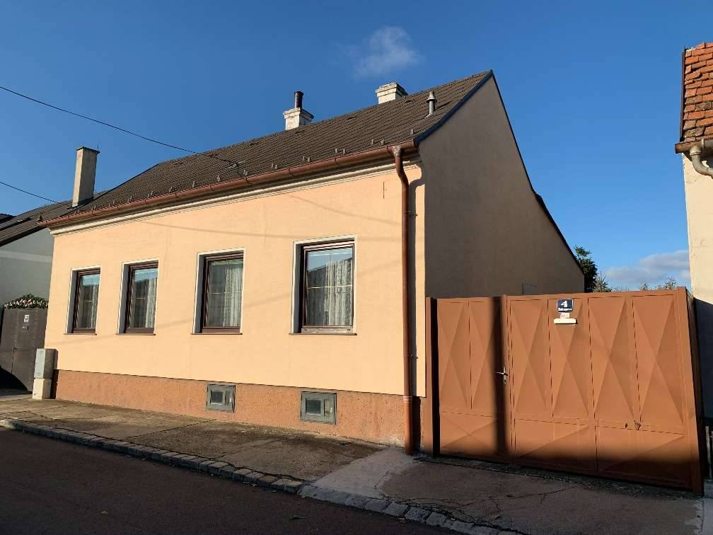 Einfamilienhaus in ruhiger Top-Lage mit großem Gartengrundstück in ...