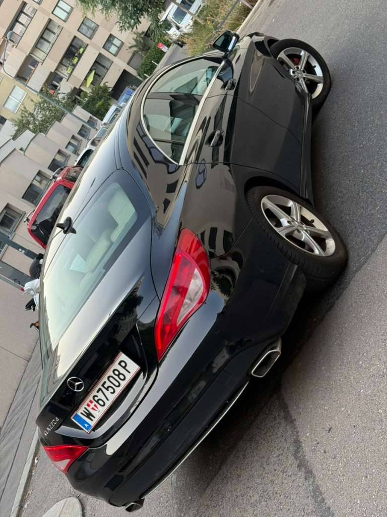 Mercedes-Benz CLA-Klasse 220d Automatik Sportwagen / Coupé, 2016, 125. ...
