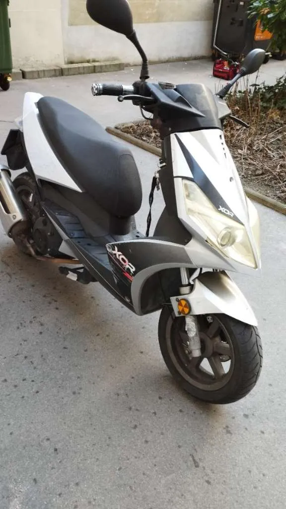 Generic XOR 125 cc Roller / Scooter - willhaben